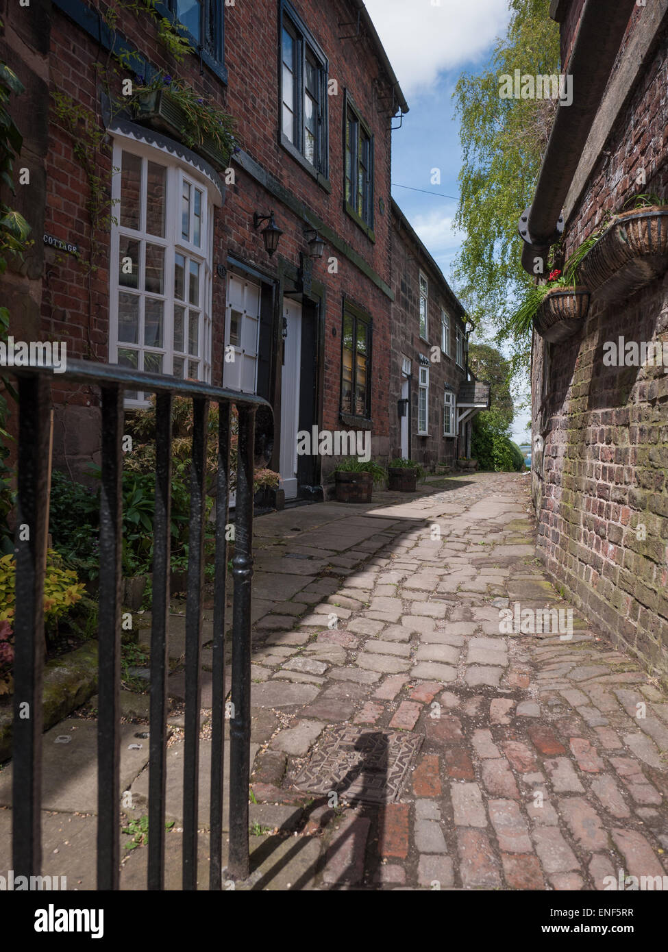 Lymm village hi-res stock photography and images - Alamy