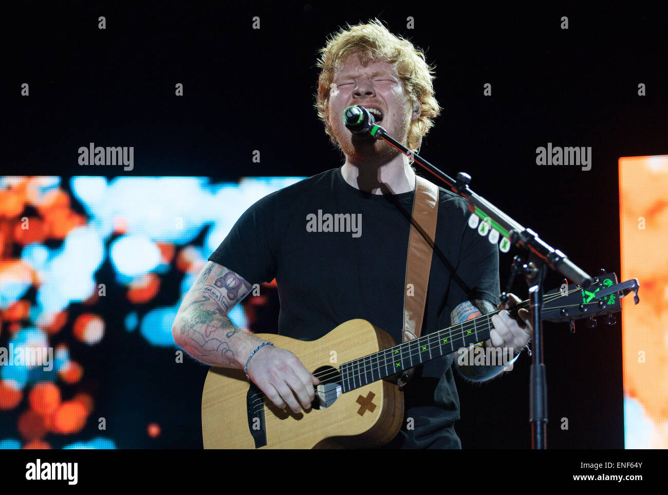 Memphis, Tennessee, USA. 3rd May, 2015. ED SHEERAN performs at the ...