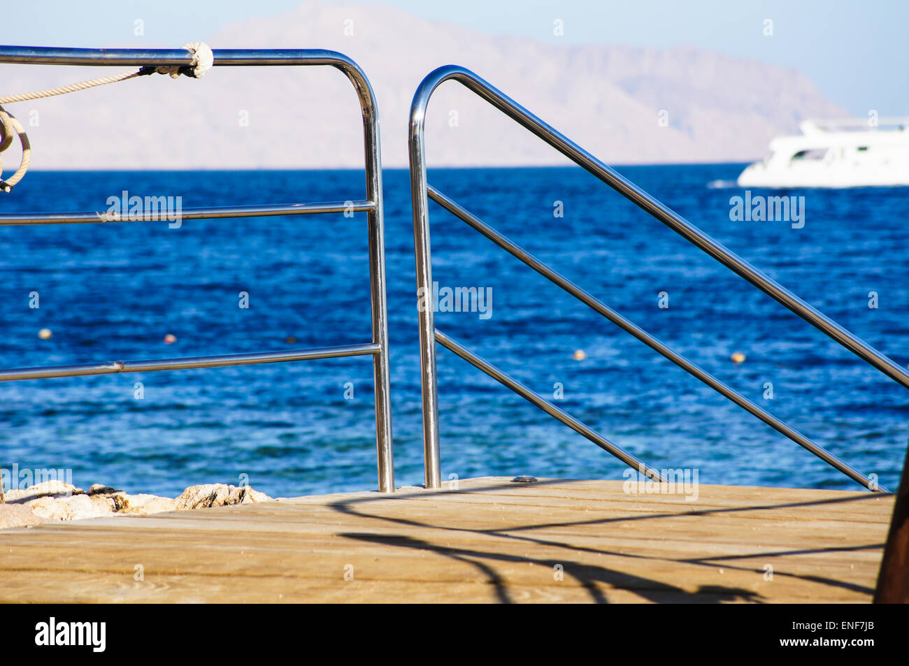 Rope and pier detail on the Red sea on egyptian side Stock Photo - Alamy