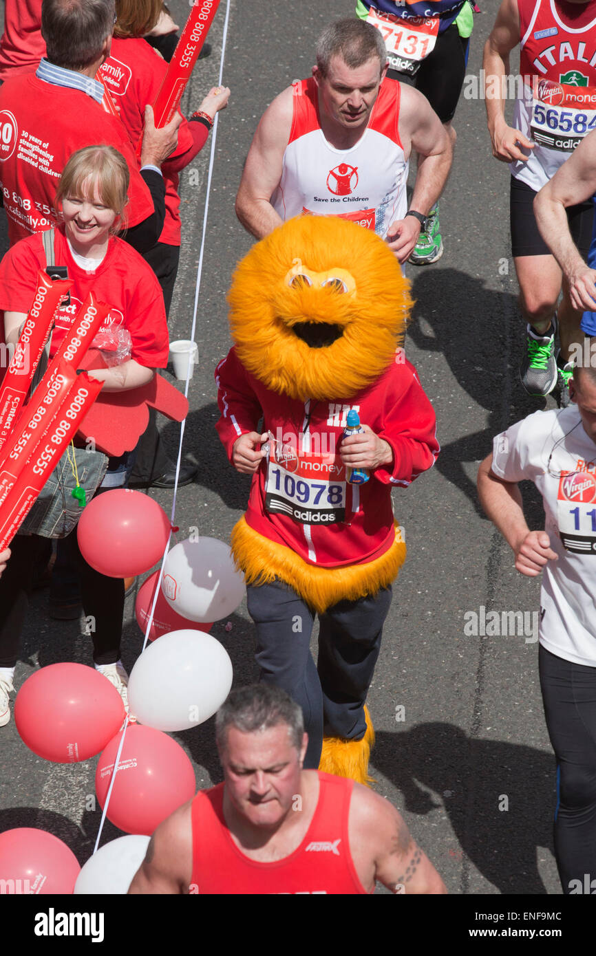 Main field, runners taking part for charities and fun runners. Marathon ...