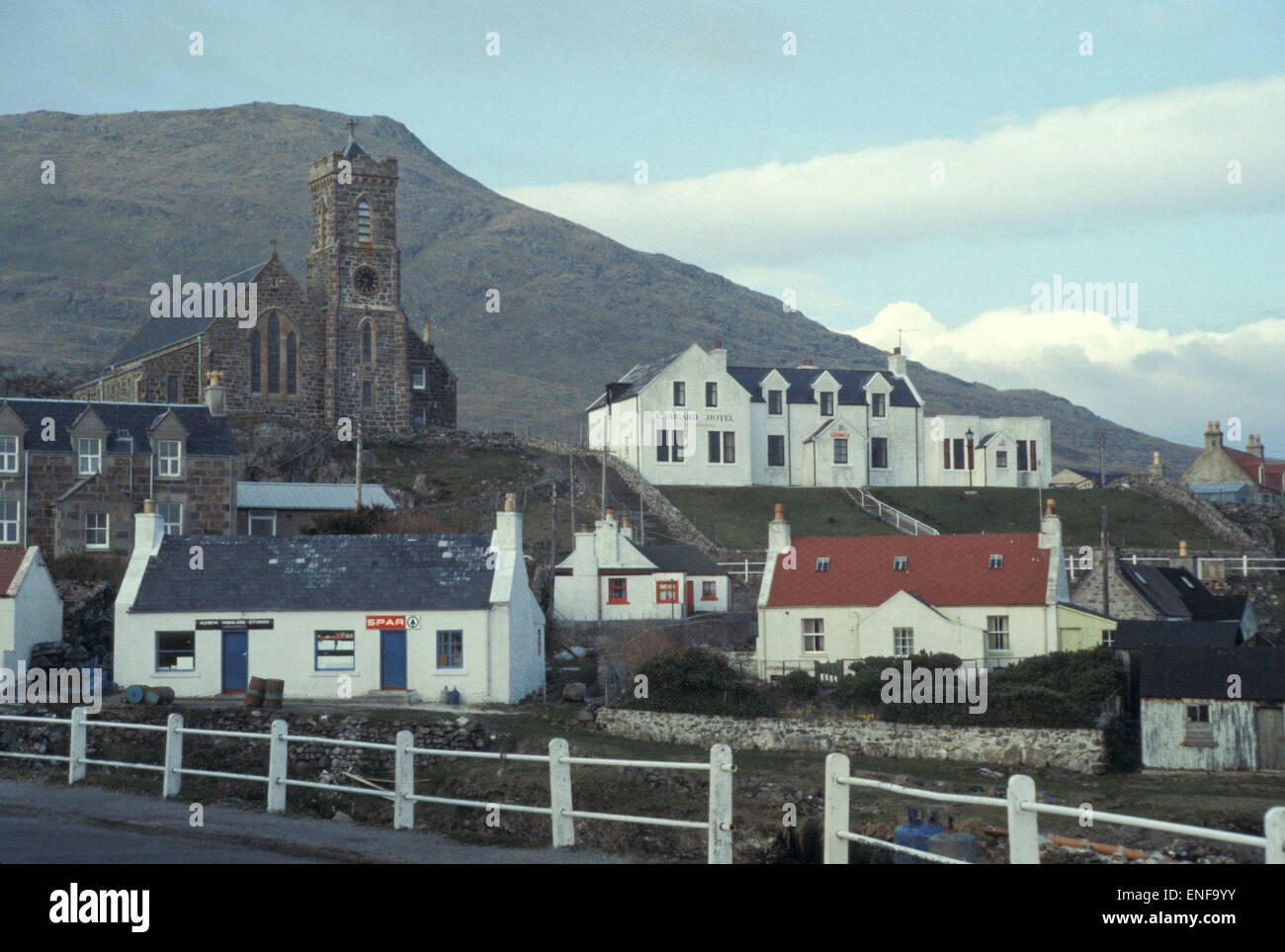 Castlebay village hi-res stock photography and images - Alamy