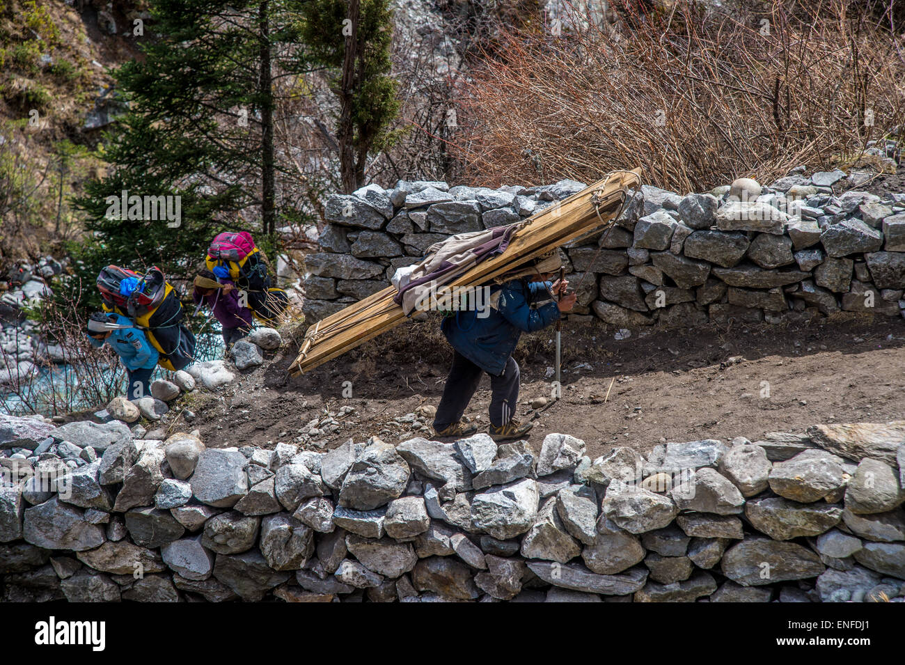 Nepalese porter hi-res stock photography and images - Alamy