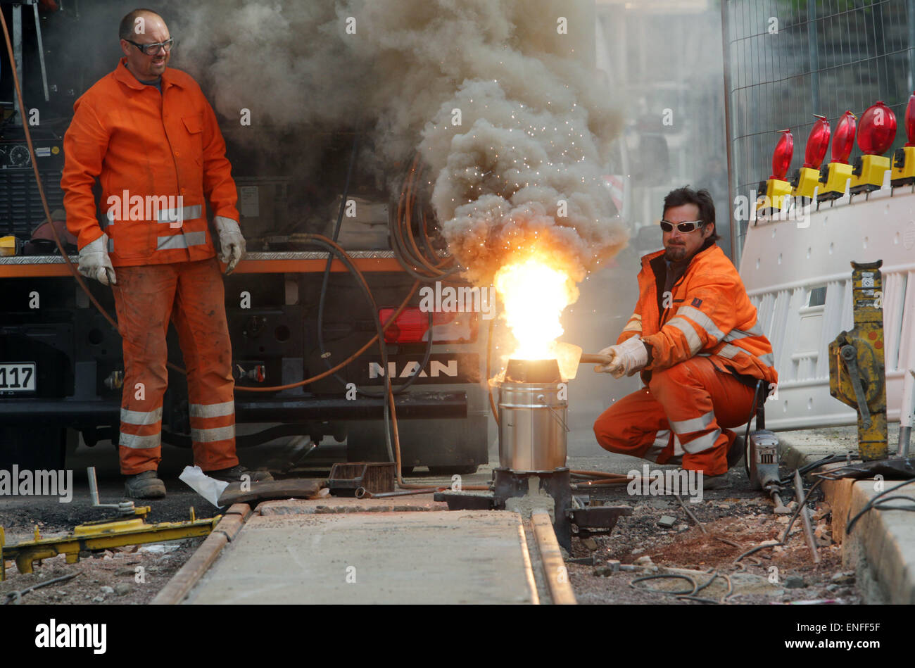 Goldschmidt reaction hi-res stock photography and images - Alamy