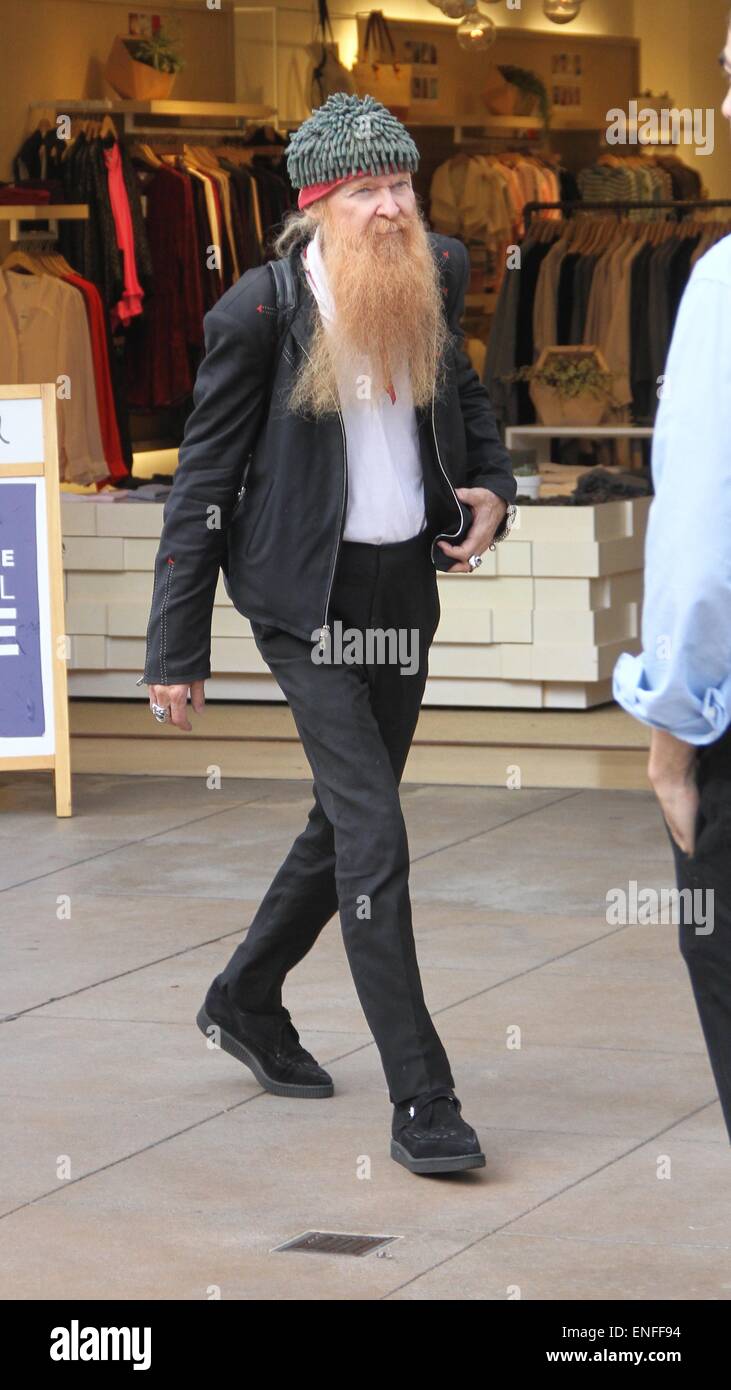 ZZ Top's Billy Gibbons goes shopping at The Grove in Hollywood ...