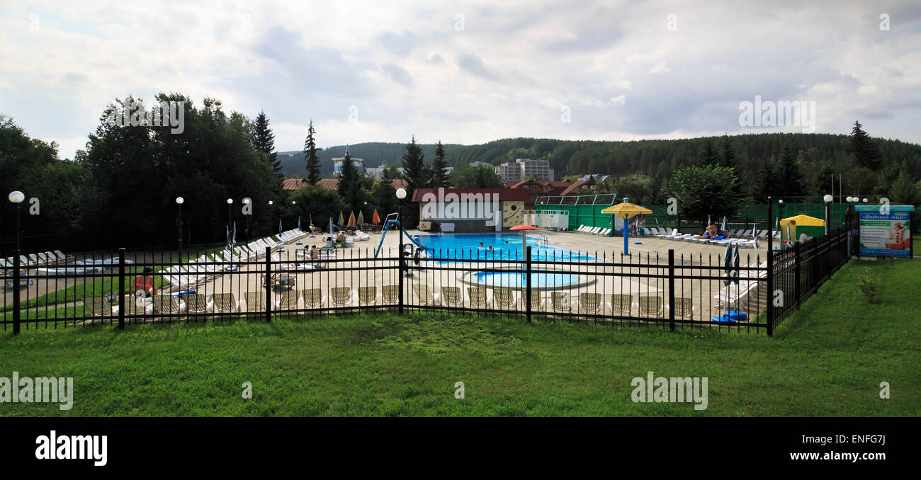 Outdoor pool in the Sanatorium Belokuriha Stock Photo - Alamy