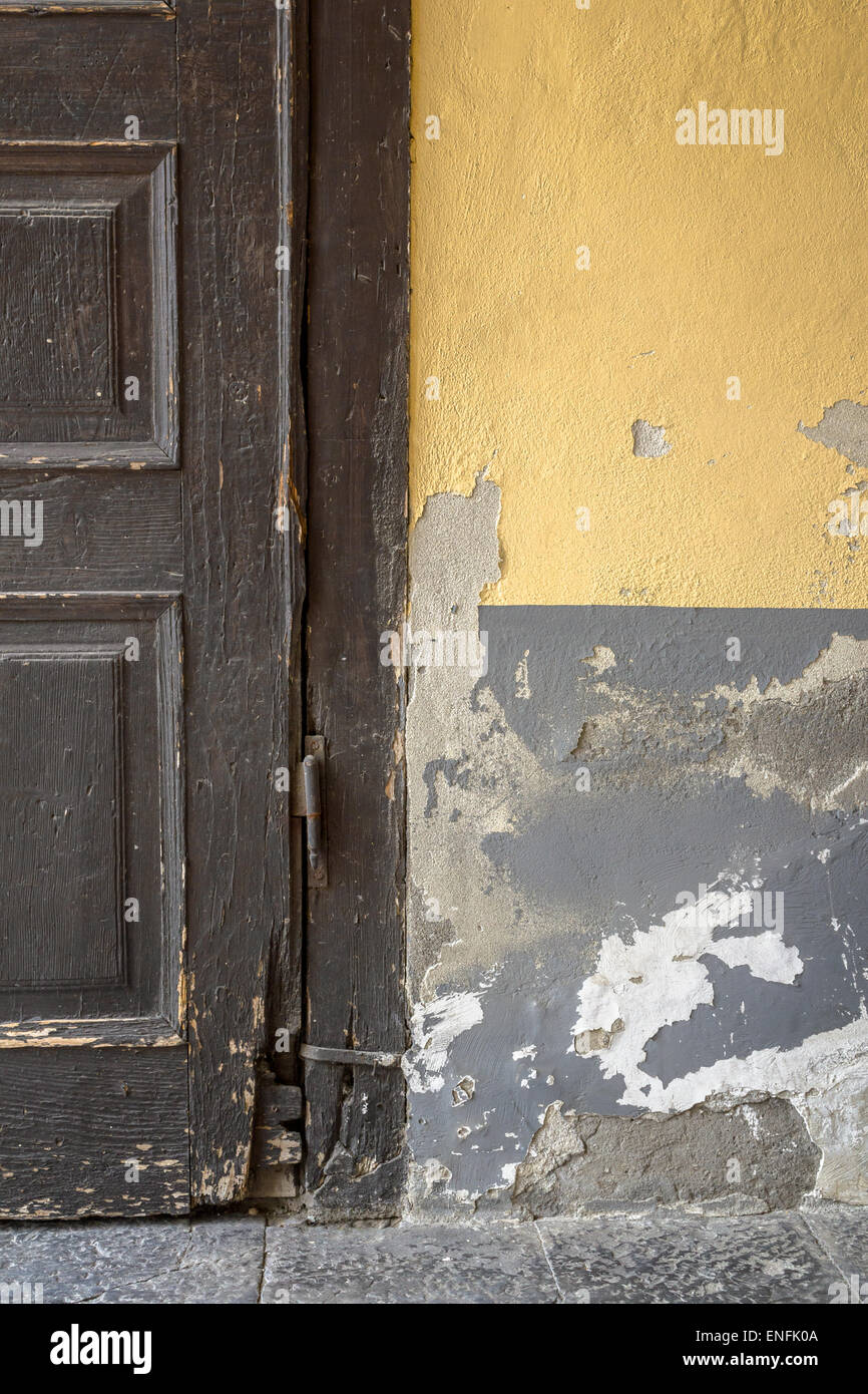 Damaged front door handle hi-res stock photography and images - Alamy