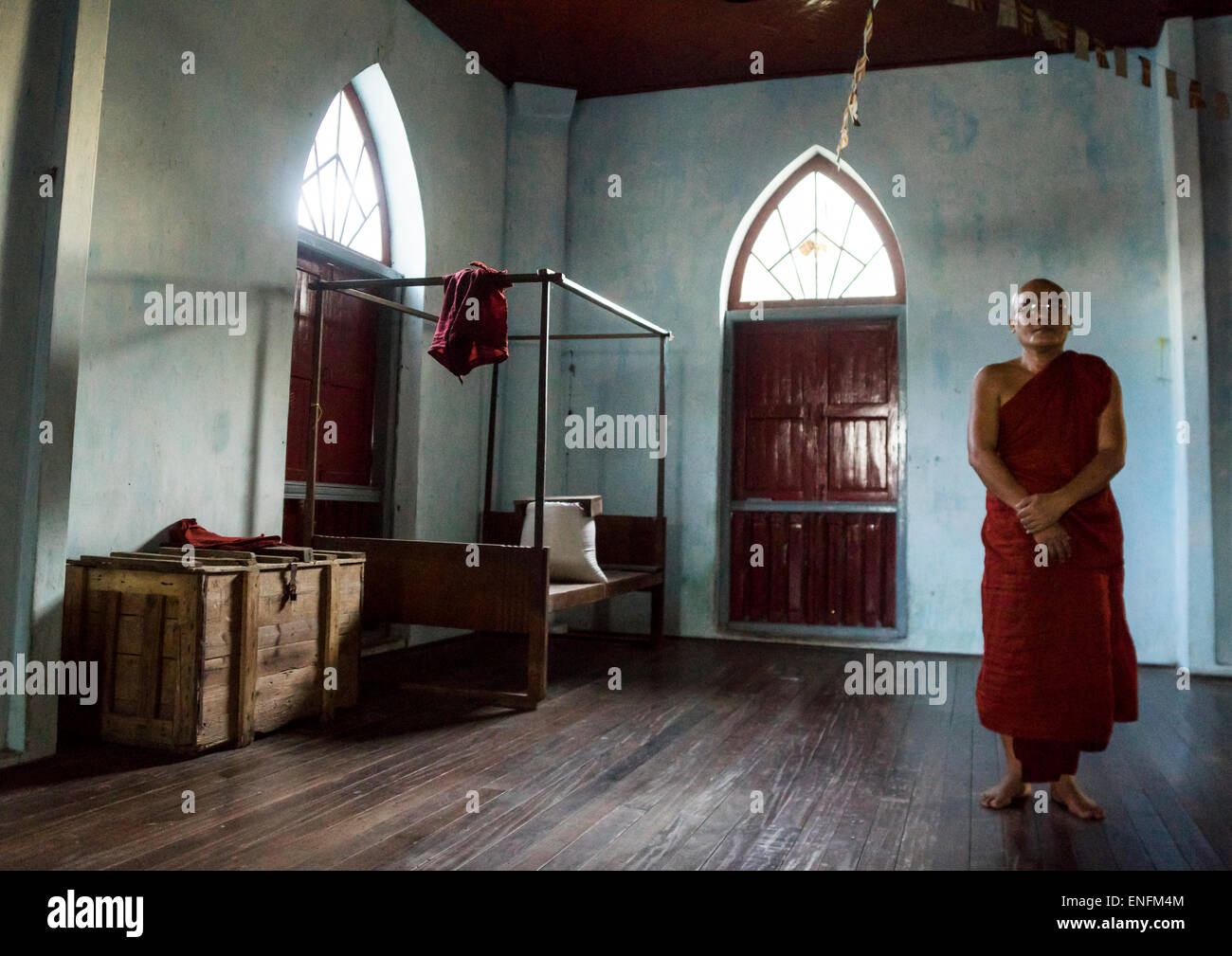 Monk room hi-res stock photography and images - Alamy