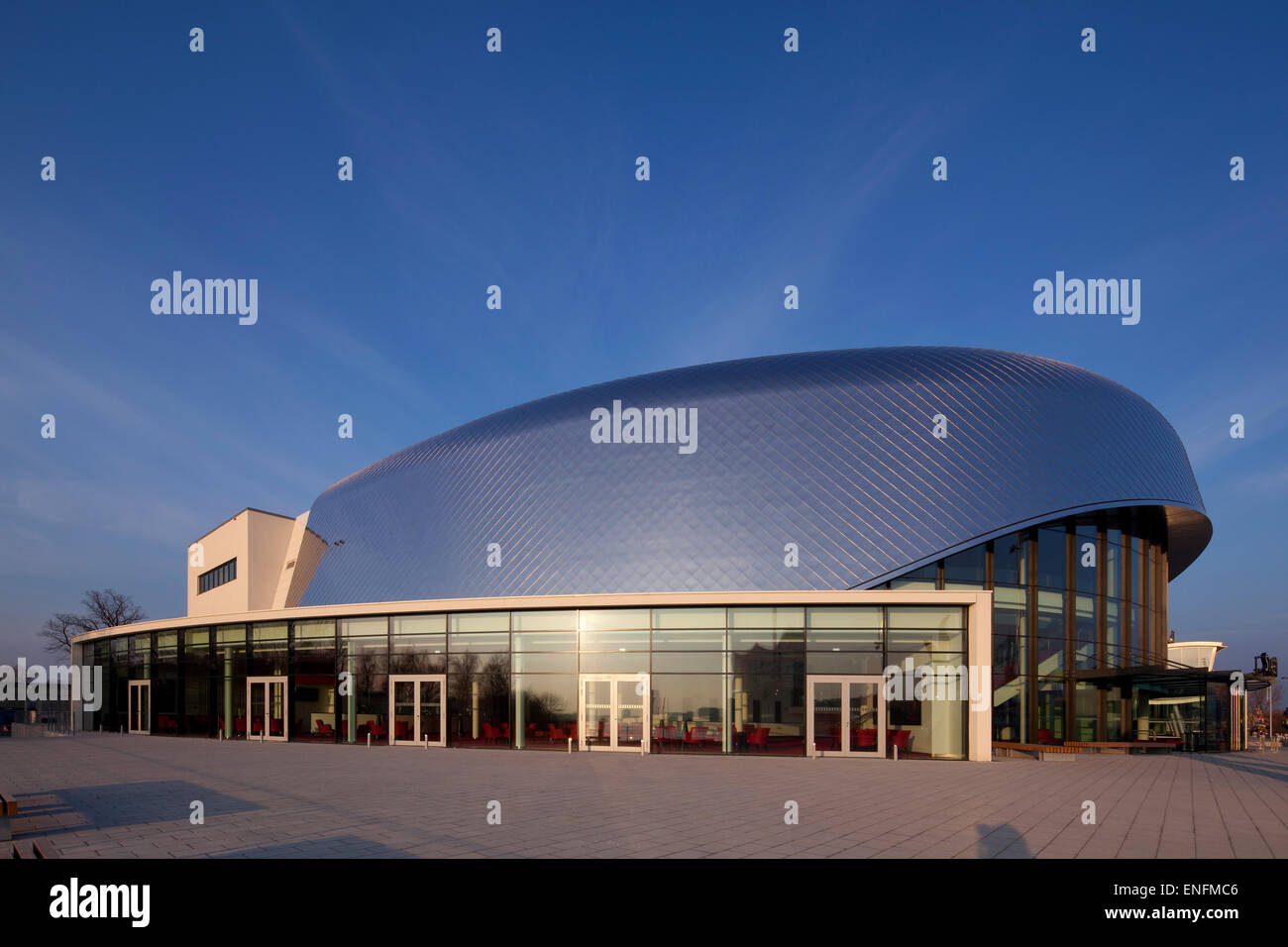 Stage Theater an der Elbe, Hamburg, Germany Stock Photo - Alamy