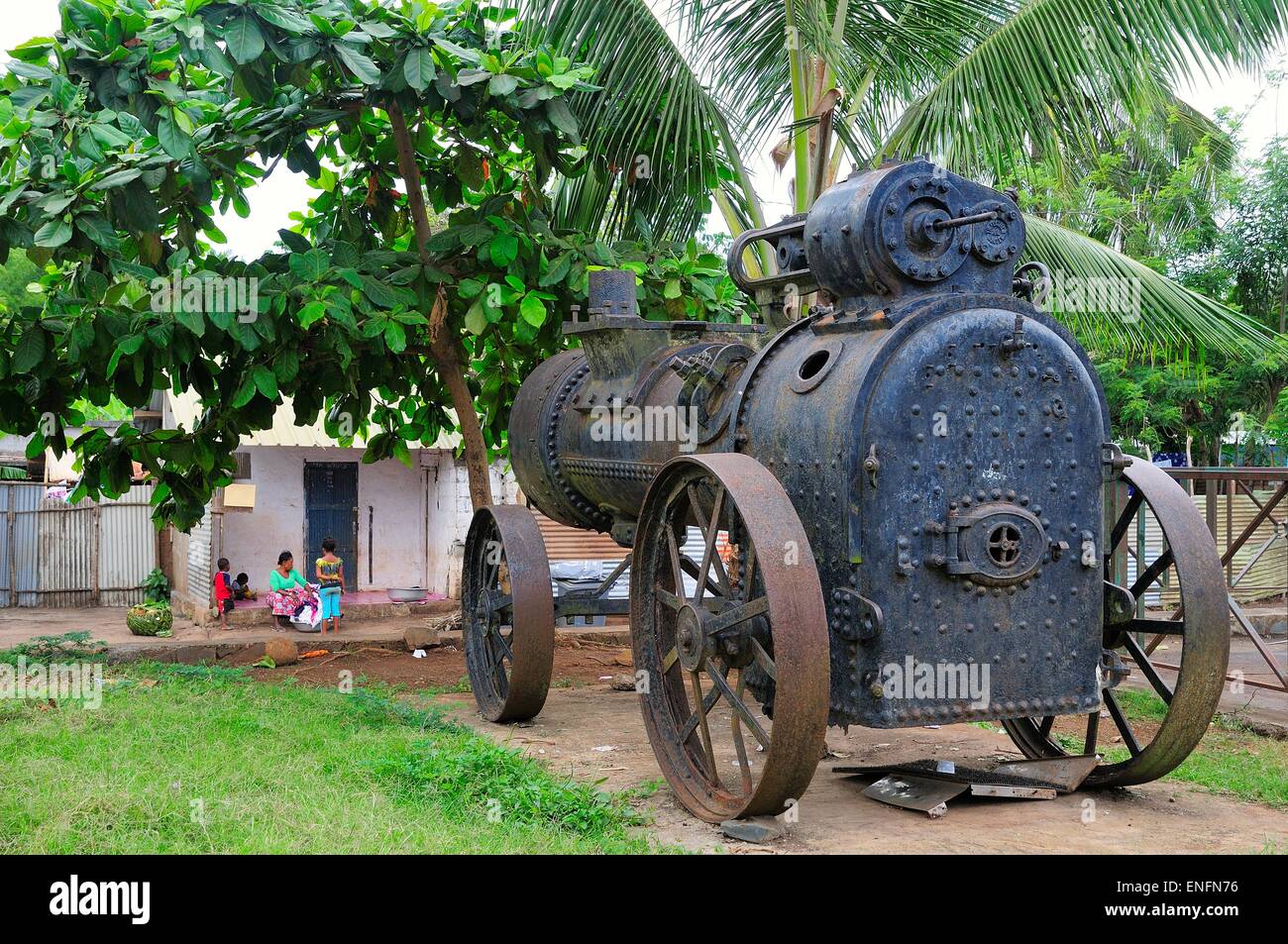 Very old steam engine hi-res stock photography and images - Alamy