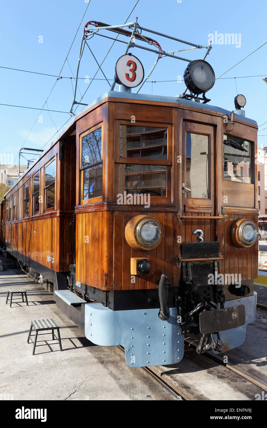 Railcars with wood paneling, historic railway Palma-Soller, Ferrocarril ...