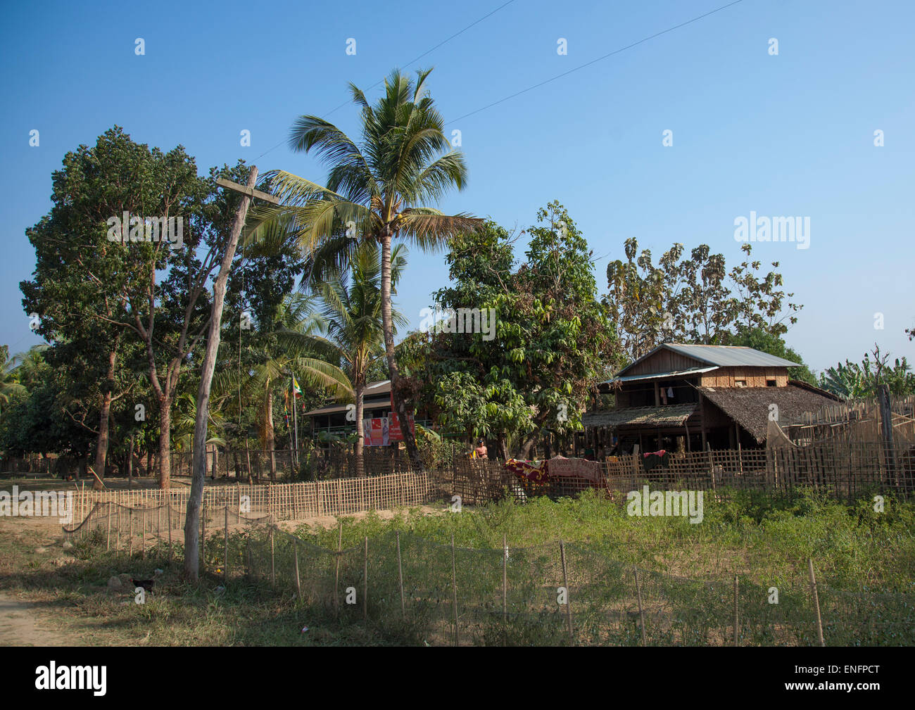 Buddhists myanmar rohingya conflict hi-res stock photography and images ...