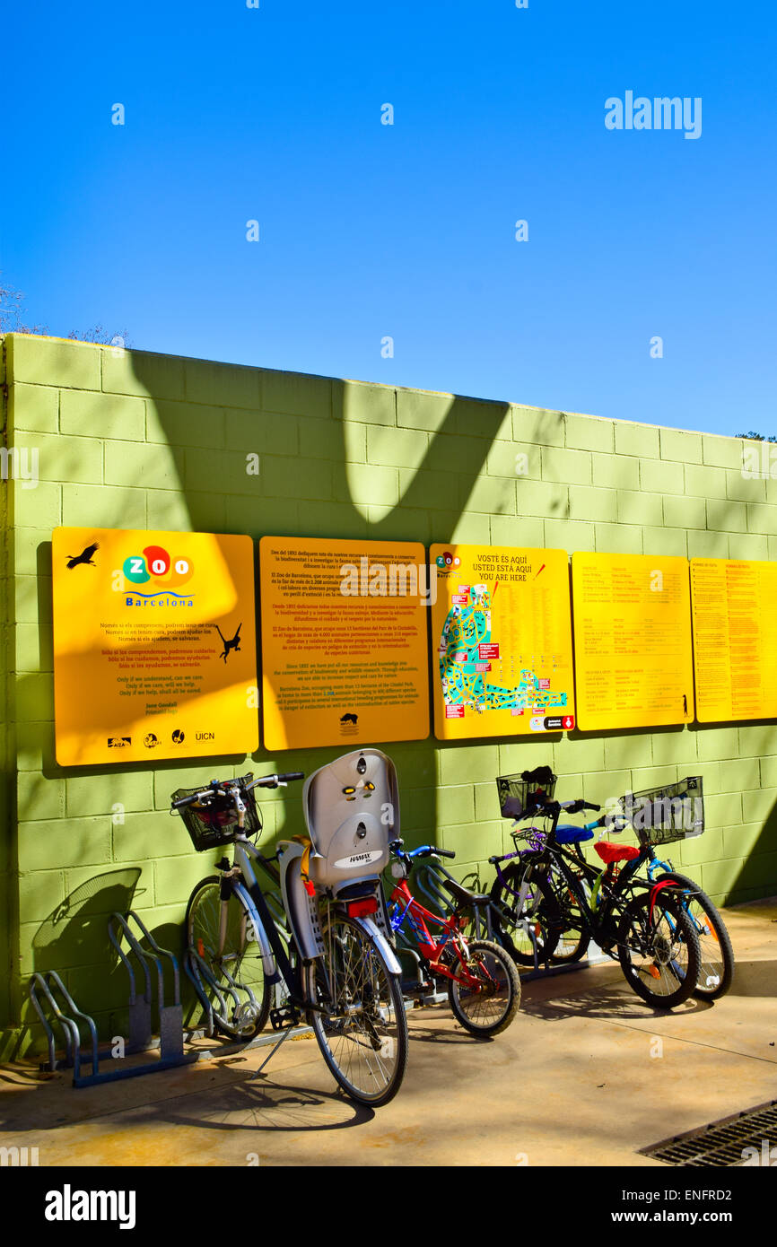 Zoo entrance spain hi-res stock photography and images - Alamy