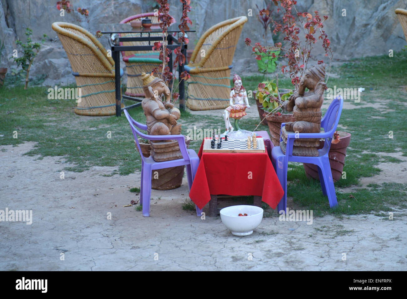 Ganesh statues hi-res stock photography and images - Alamy