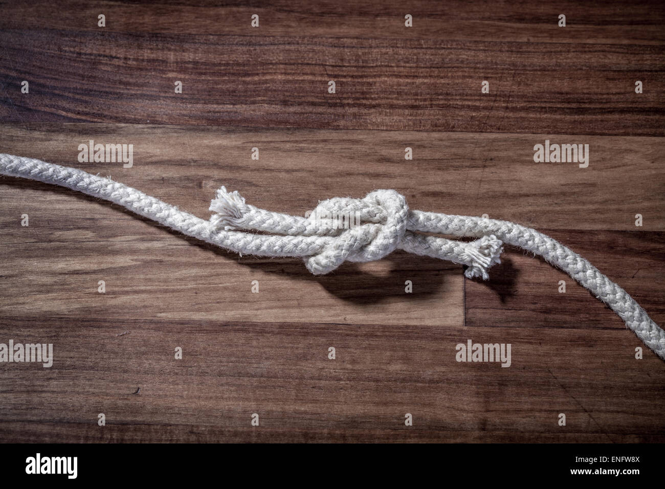 Square knot how to hi-res stock photography and images - Alamy