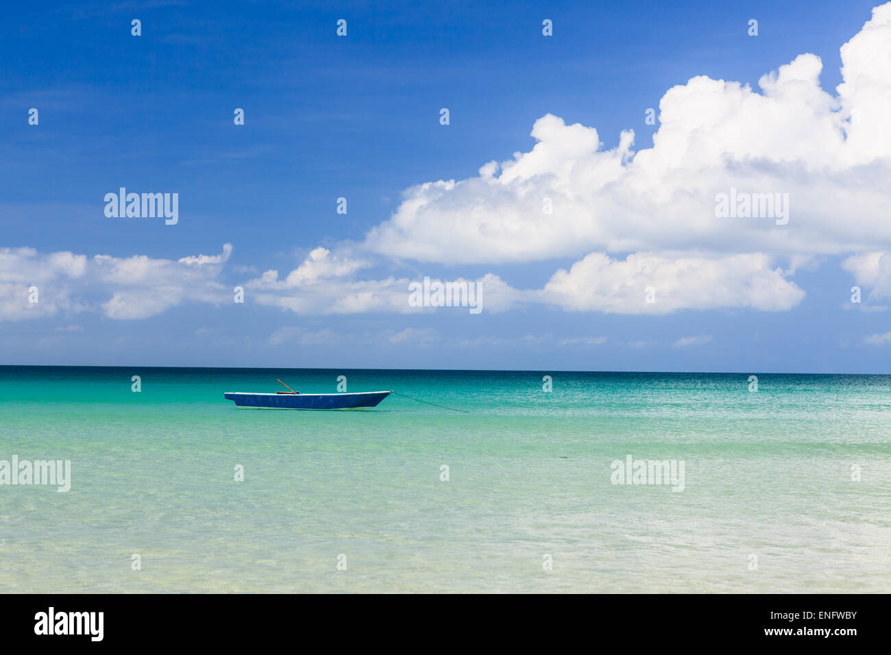 Ocean boat turquoise hi-res stock photography and images - Alamy