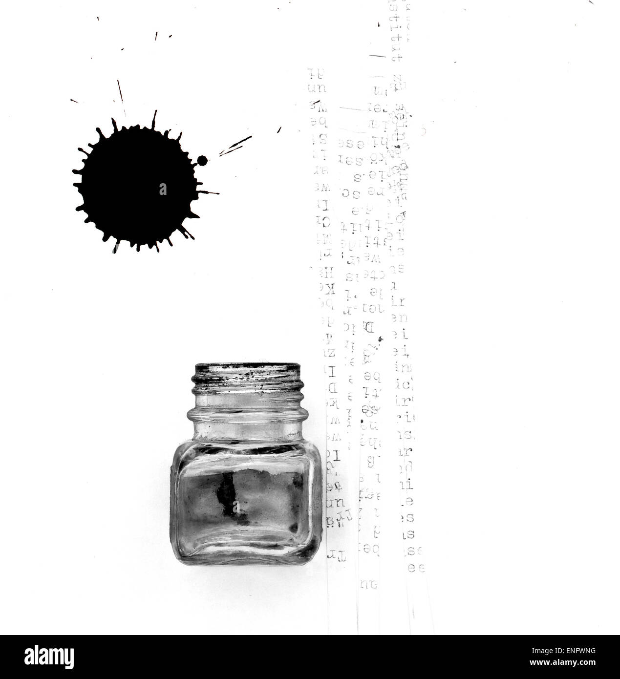 Old feather and ink pot Stock Photo - Alamy