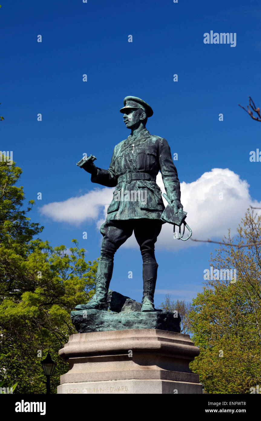 Statue of Lord Ninian Crichton Stuart by William Goscombe John 1919 ...