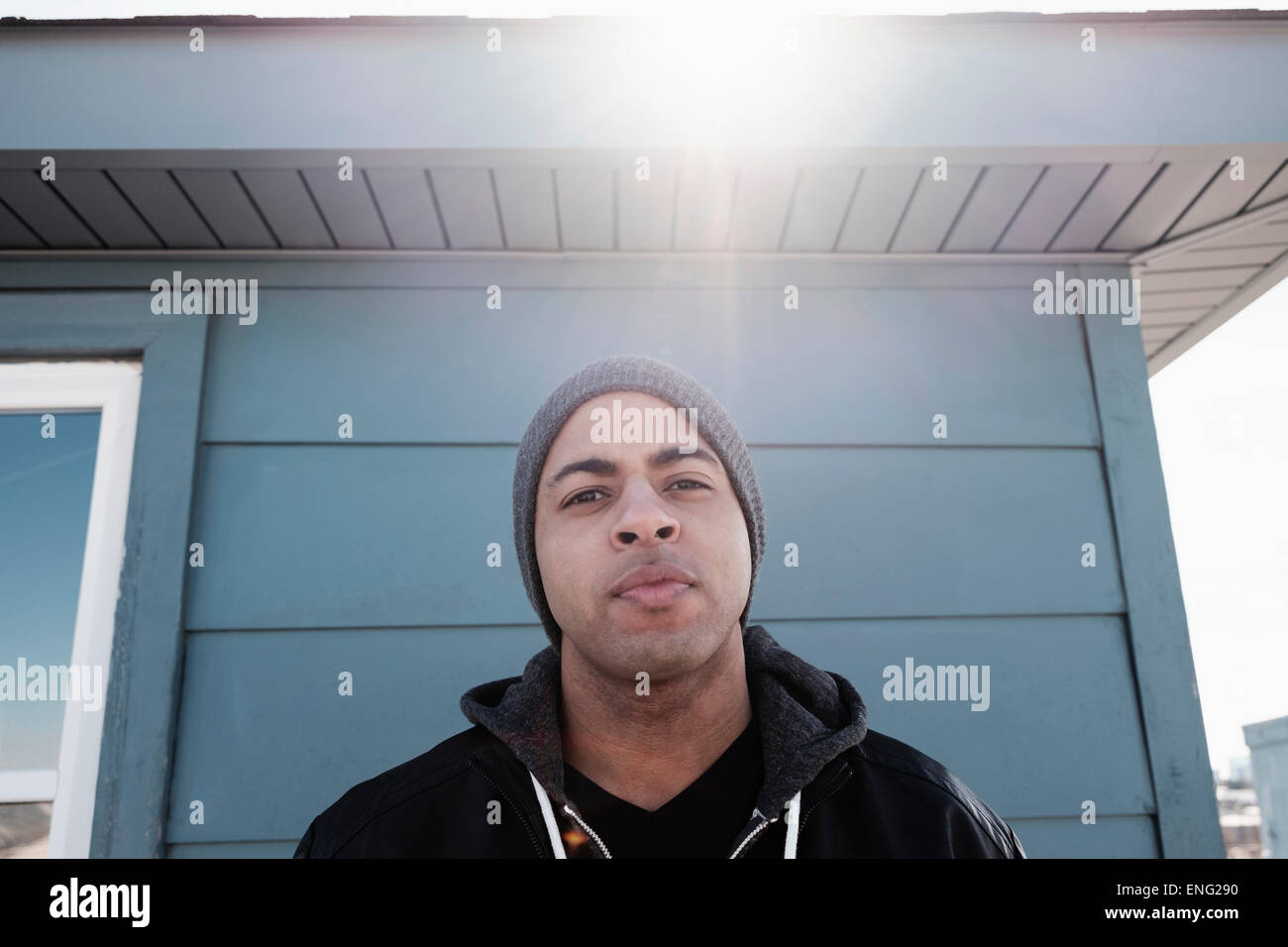 Frowning man hi-res stock photography and images - Alamy