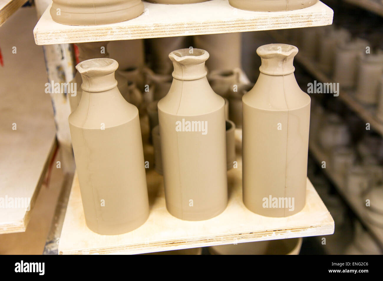 Unglazed pottery hi-res stock photography and images - Alamy