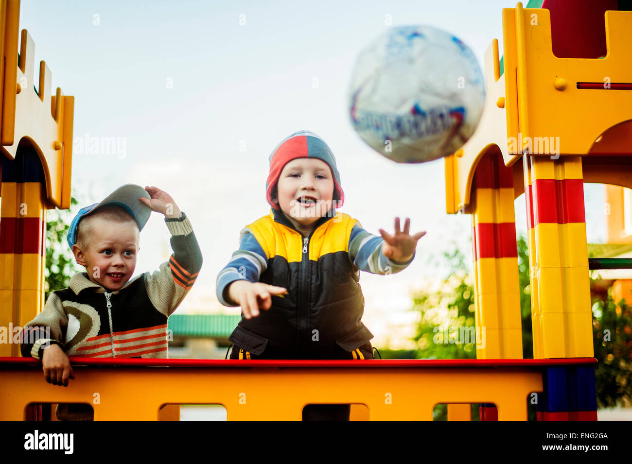 Child catching ball hi-res stock photography and images - Alamy