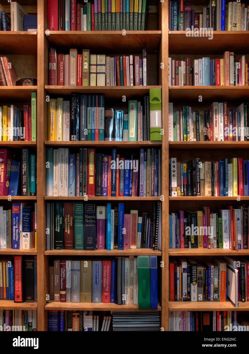 Bookshelf hi-res stock photography and images - Alamy