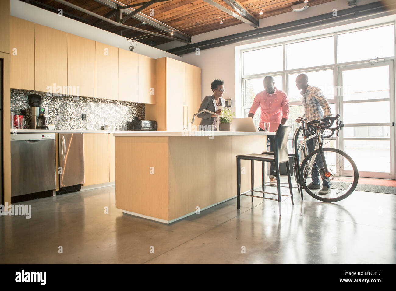 Arriving at the office hi-res stock photography and images - Alamy