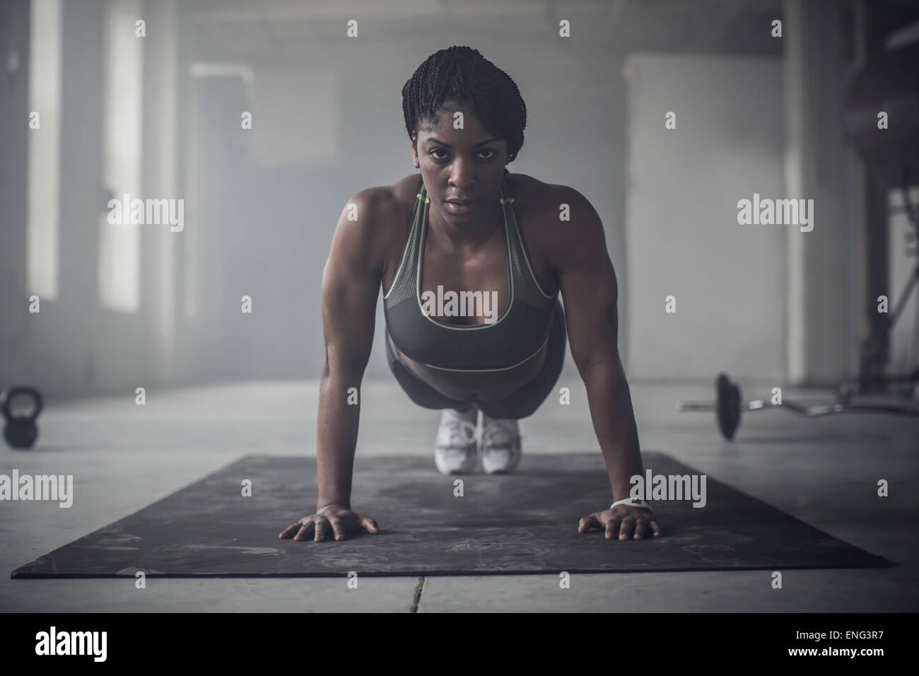 Woman doing push ups woman on hi-res stock photography and images - Alamy