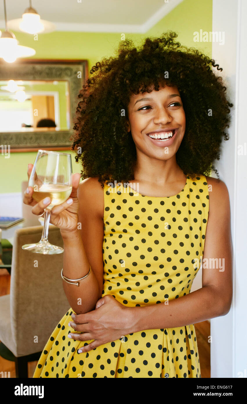 Black and white lady wine hi-res stock photography and images - Alamy