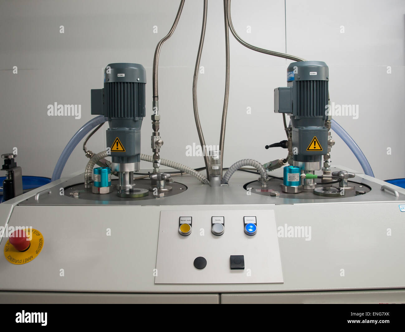 Electrical actuator valve hi-res stock photography and images - Alamy