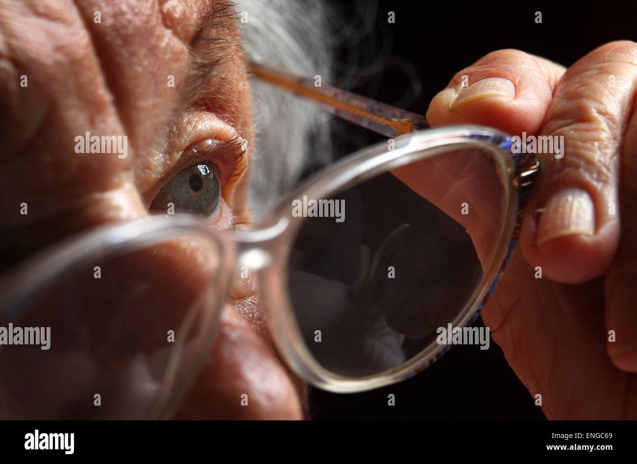 Wuerzburg, Germany. 05th May, 2015. ILLUSTRATION - The eye of a 85-year ...