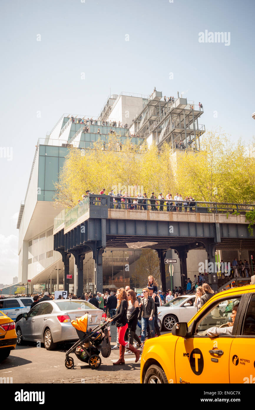Thousands crowd the trendy Meatpacking District in New York on Saturday ...