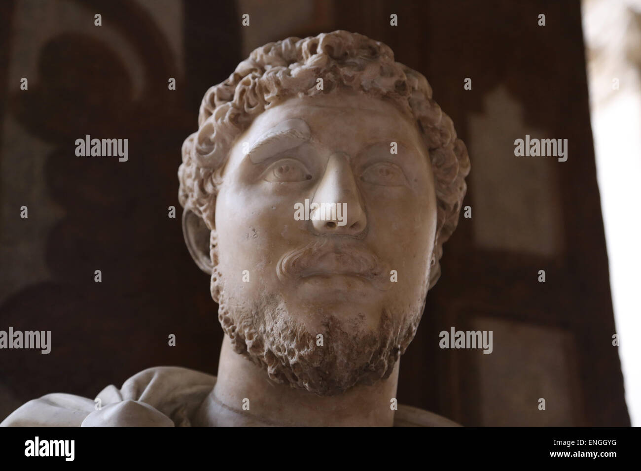 Commodus statue hi-res stock photography and images - Alamy