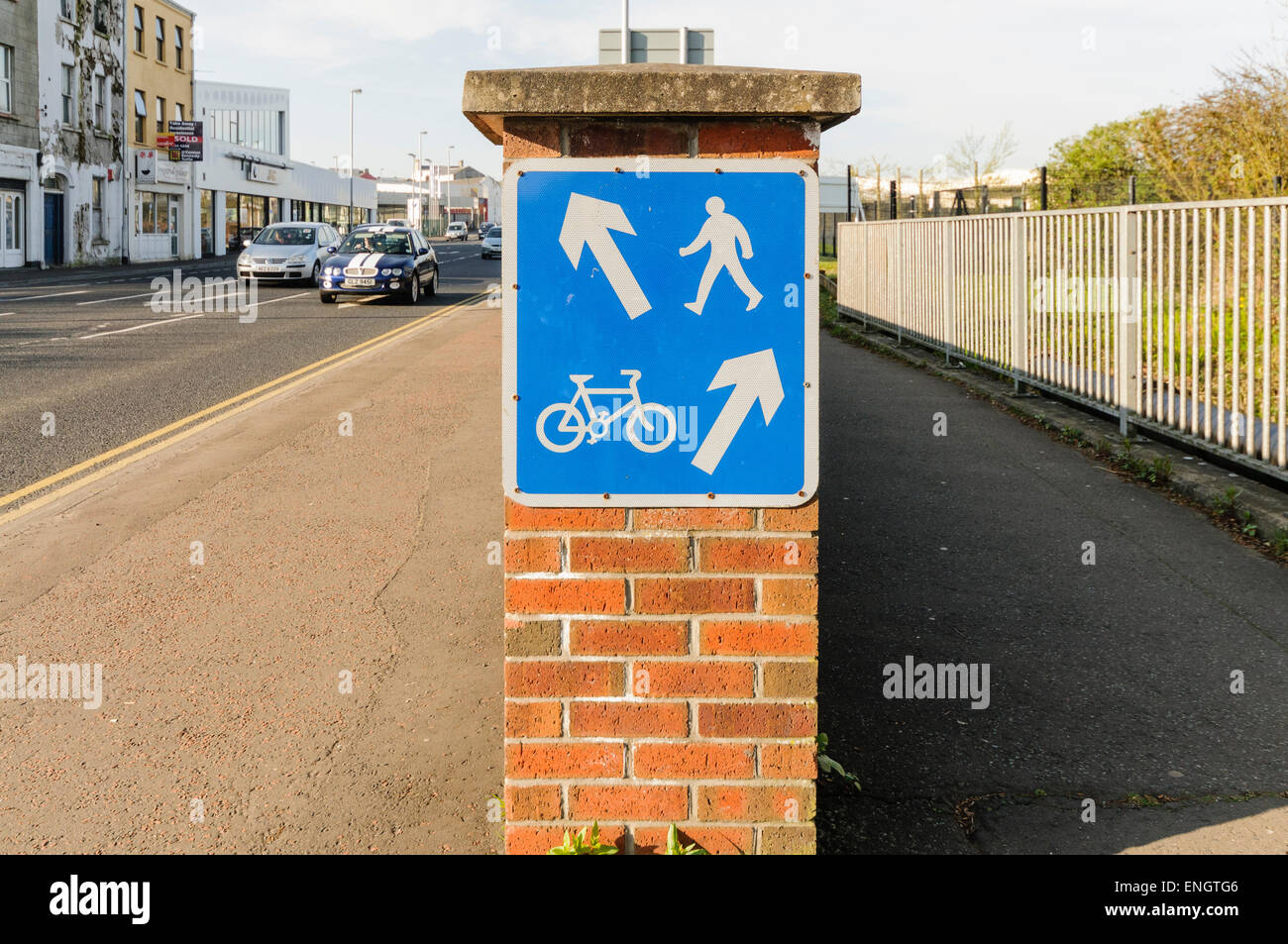 Footpath and cycle lane Stock Photo - Alamy