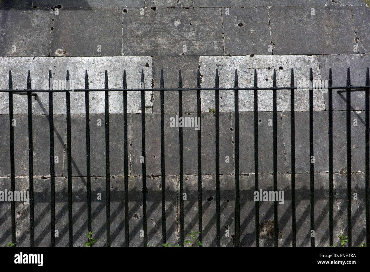 Railing barrier hi-res stock photography and images - Alamy