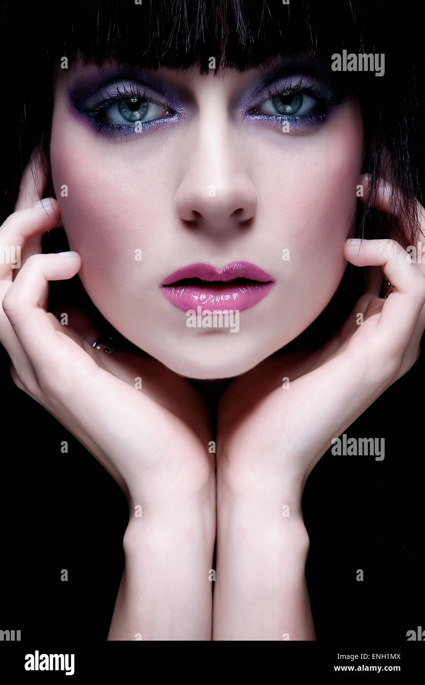 Pale face headshot hi-res stock photography and images - Alamy