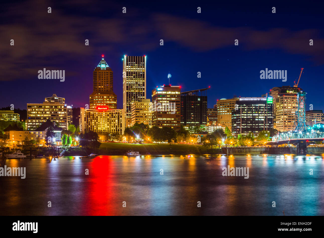 The skyline and Williamette River at night, in Portland, Oregon Stock ...