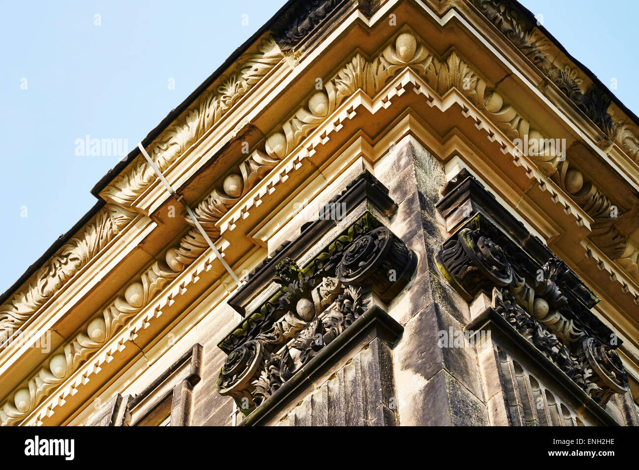 Ornate stonework on building hi-res stock photography and images - Alamy