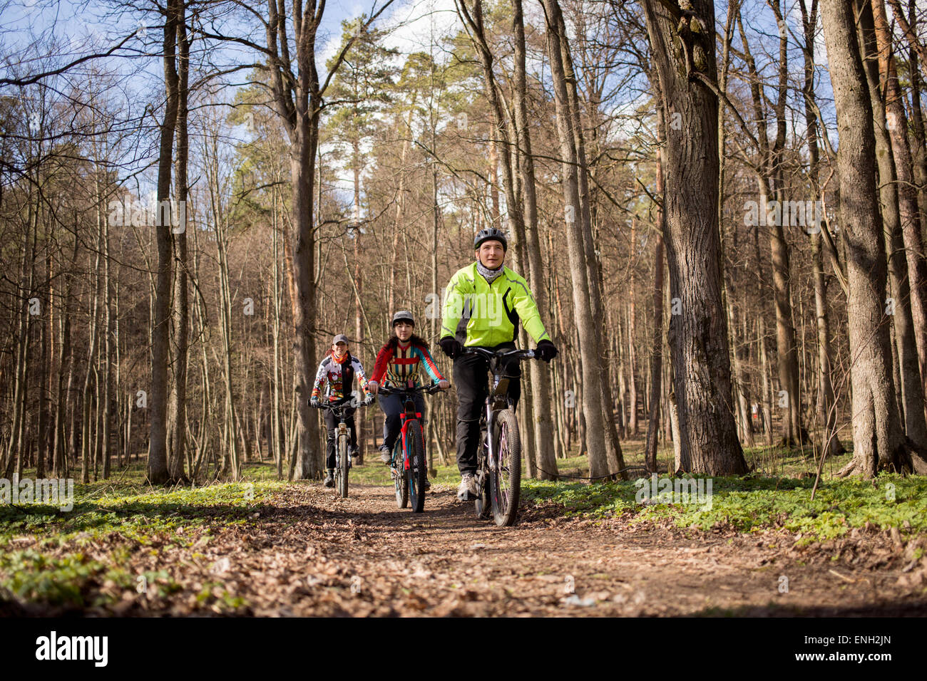 Active family biking Stock Photo - Alamy