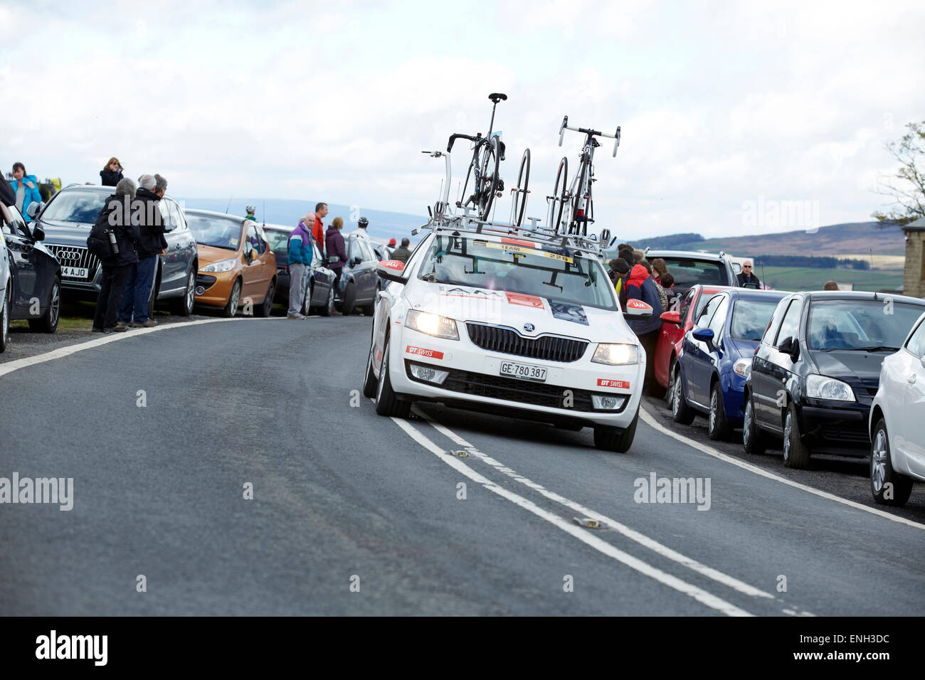 Cycle race support vehicle hi-res stock photography and images - Alamy