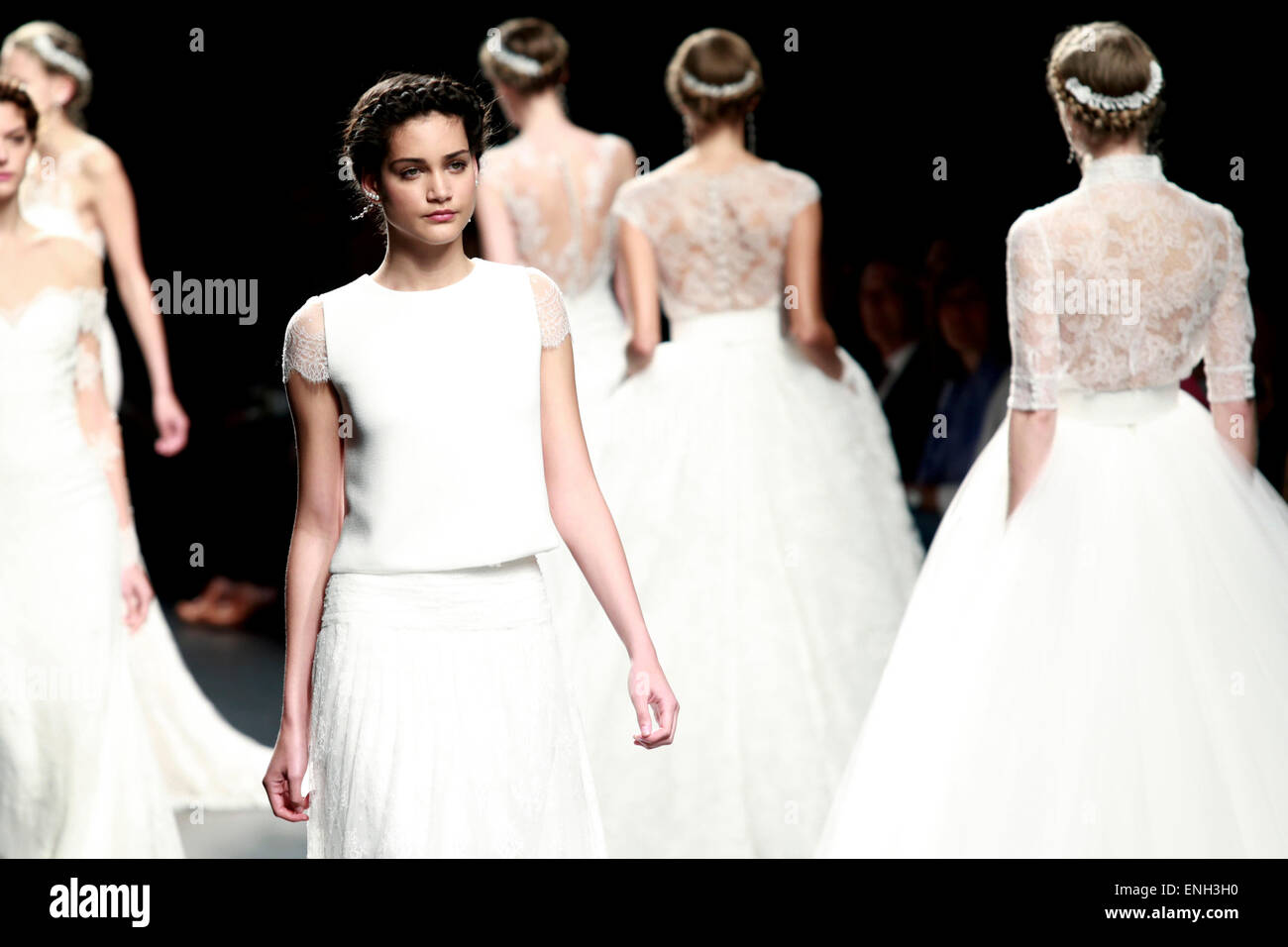 Barcelona, Spain. 5th May, 2015. Models present creations by Rosa Clara ...