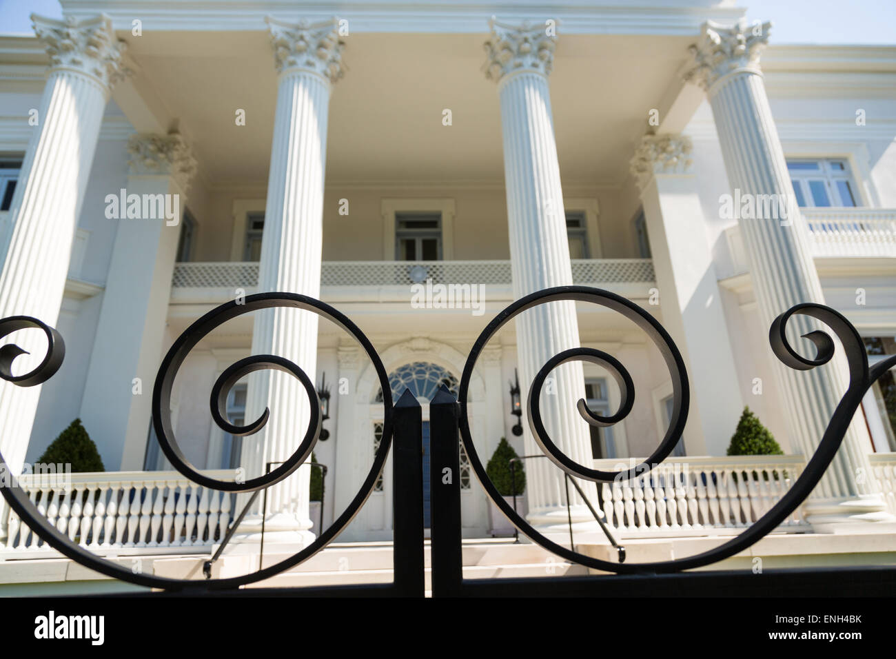 Renaissance revival style hi-res stock photography and images - Alamy