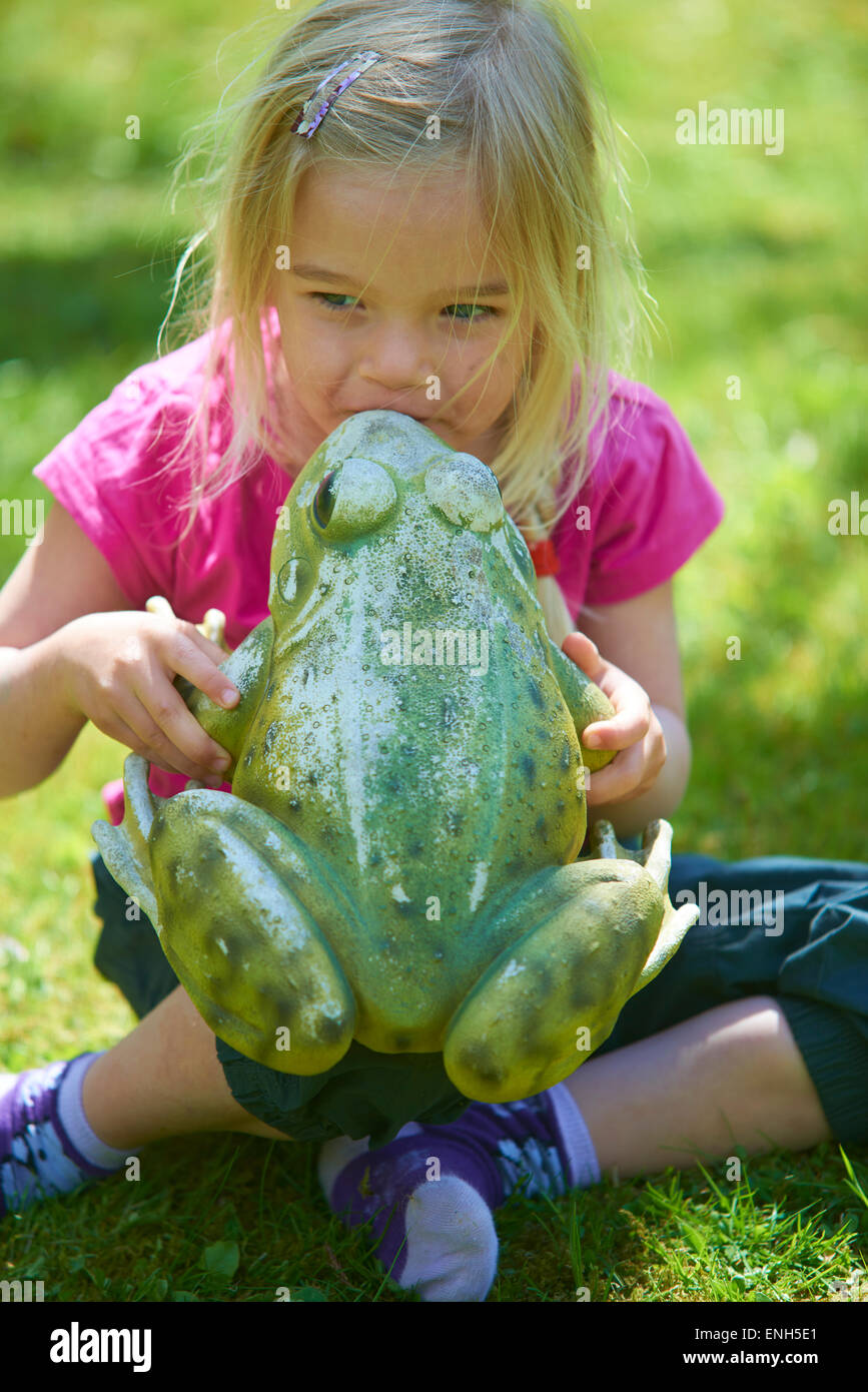 Kid toy frog hi-res stock photography and images - Alamy