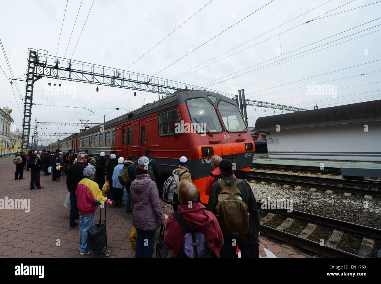Waiting for the Trans Siberian train in Irkutsk railway station Stock ...