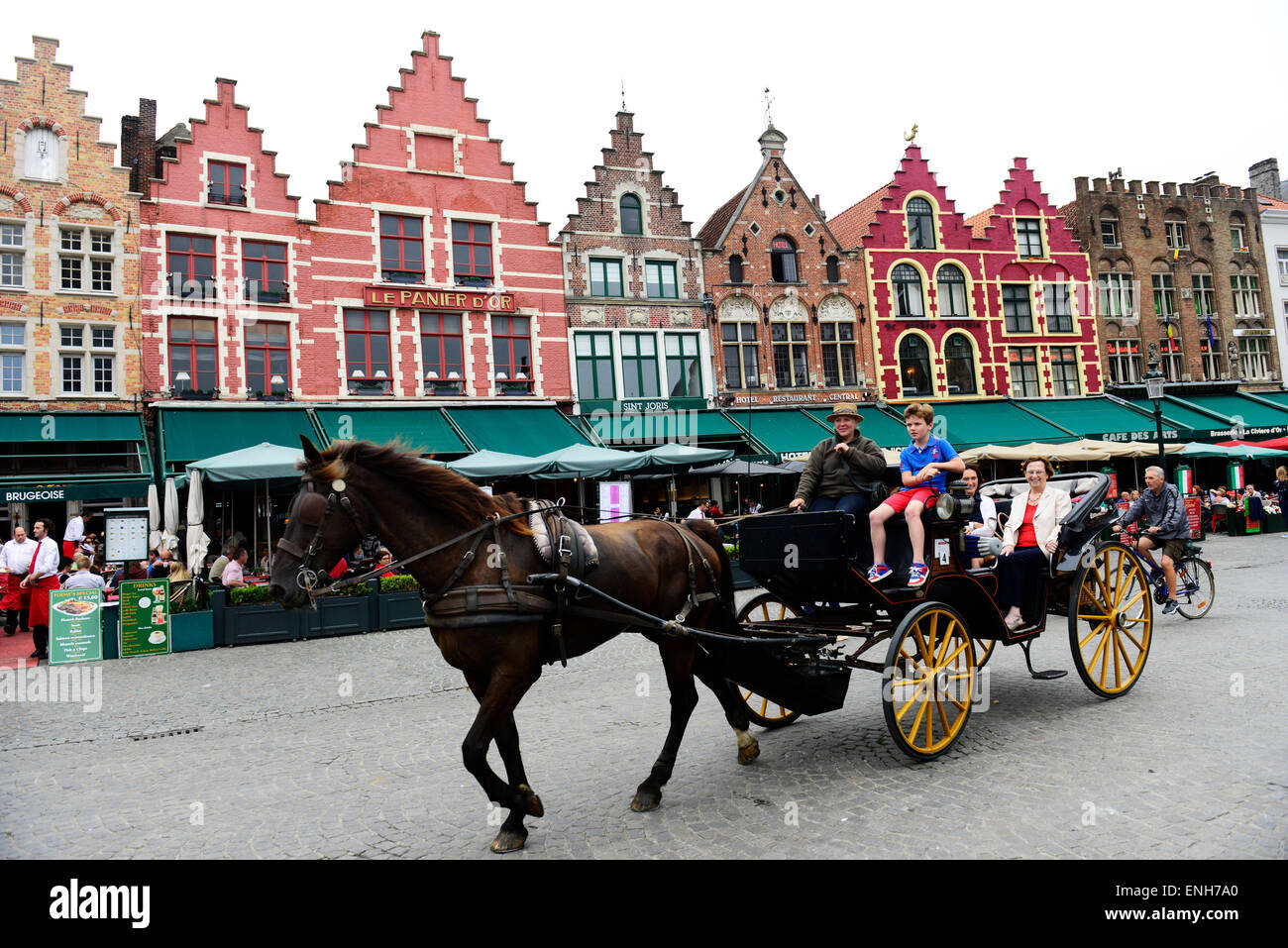 Old flemish buildings hi-res stock photography and images - Alamy