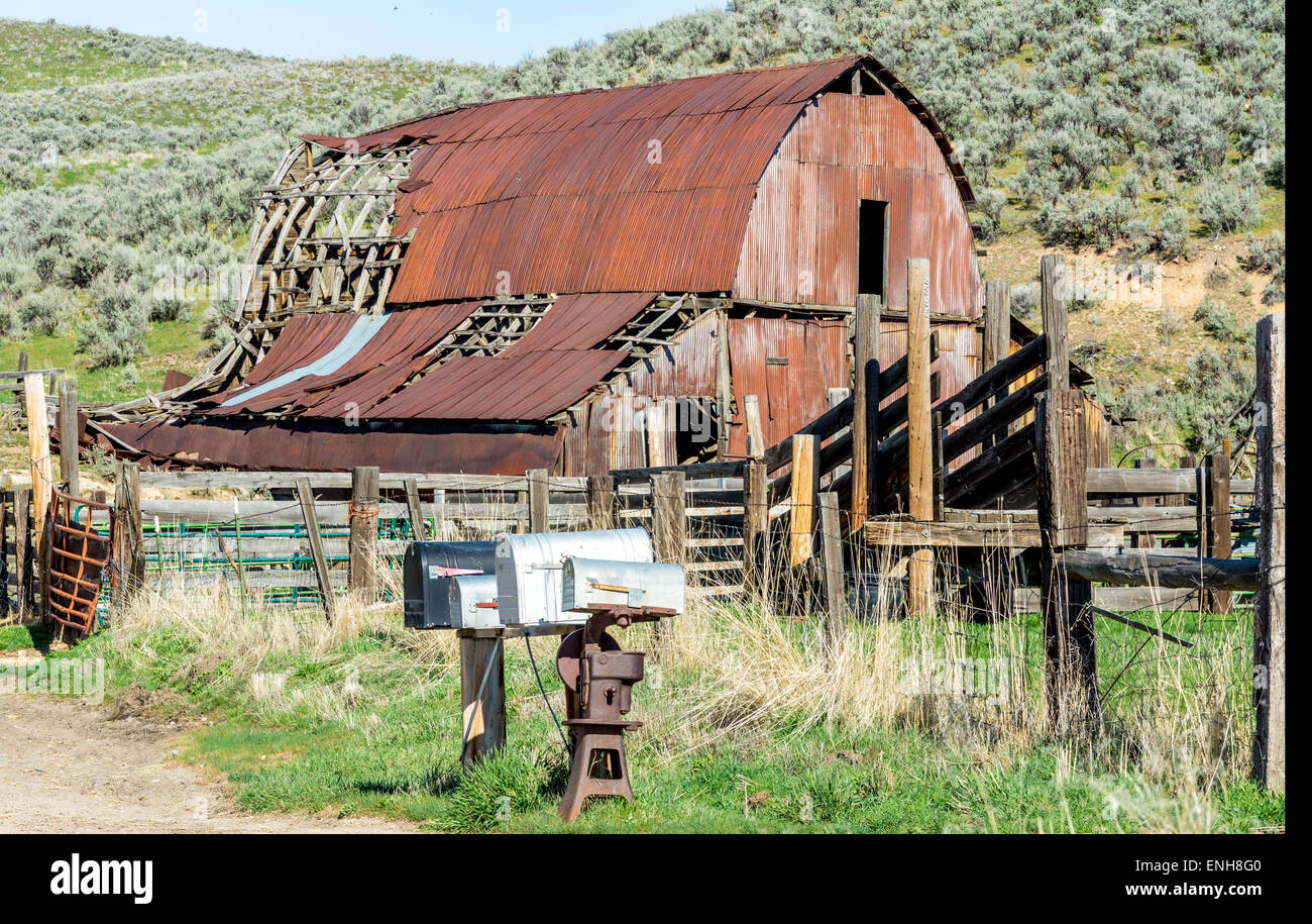 Old rustic rusty barn and mail boxes Stock Photo - Alamy