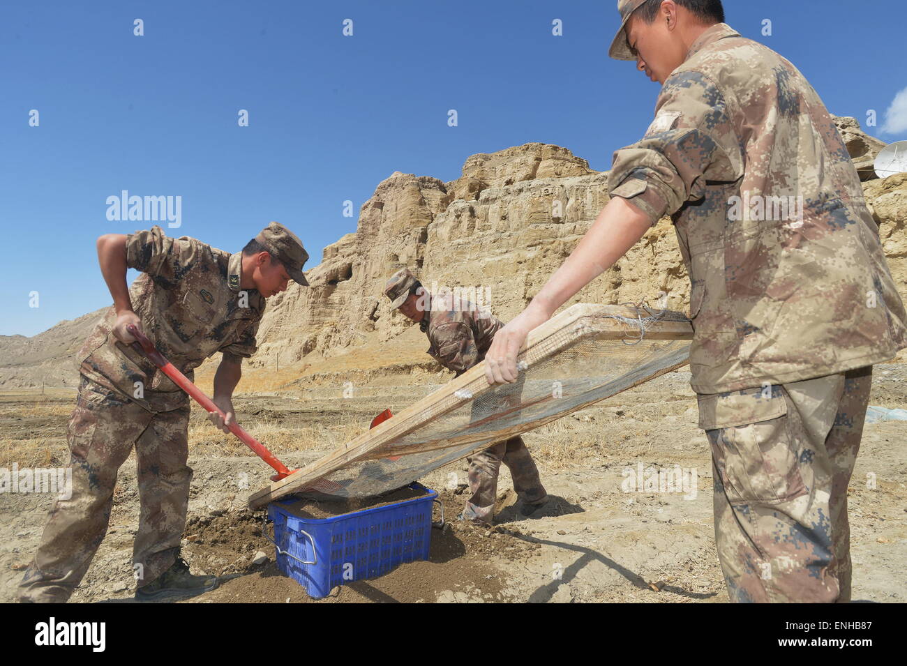 Zanda, China's Tibet Autonomous Region. 5th May, 2015. Soldiers of ...
