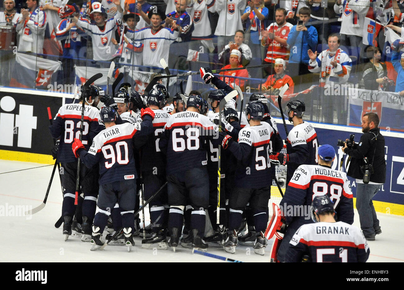 Slovakian team celebrate victory of the Ice Hockey World Championship ...