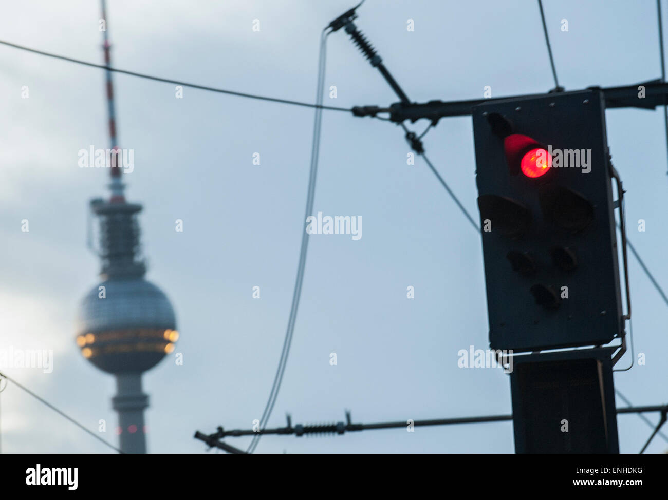 A train signal has switched to red in Berlin, Germany, 06 May 2015 ...