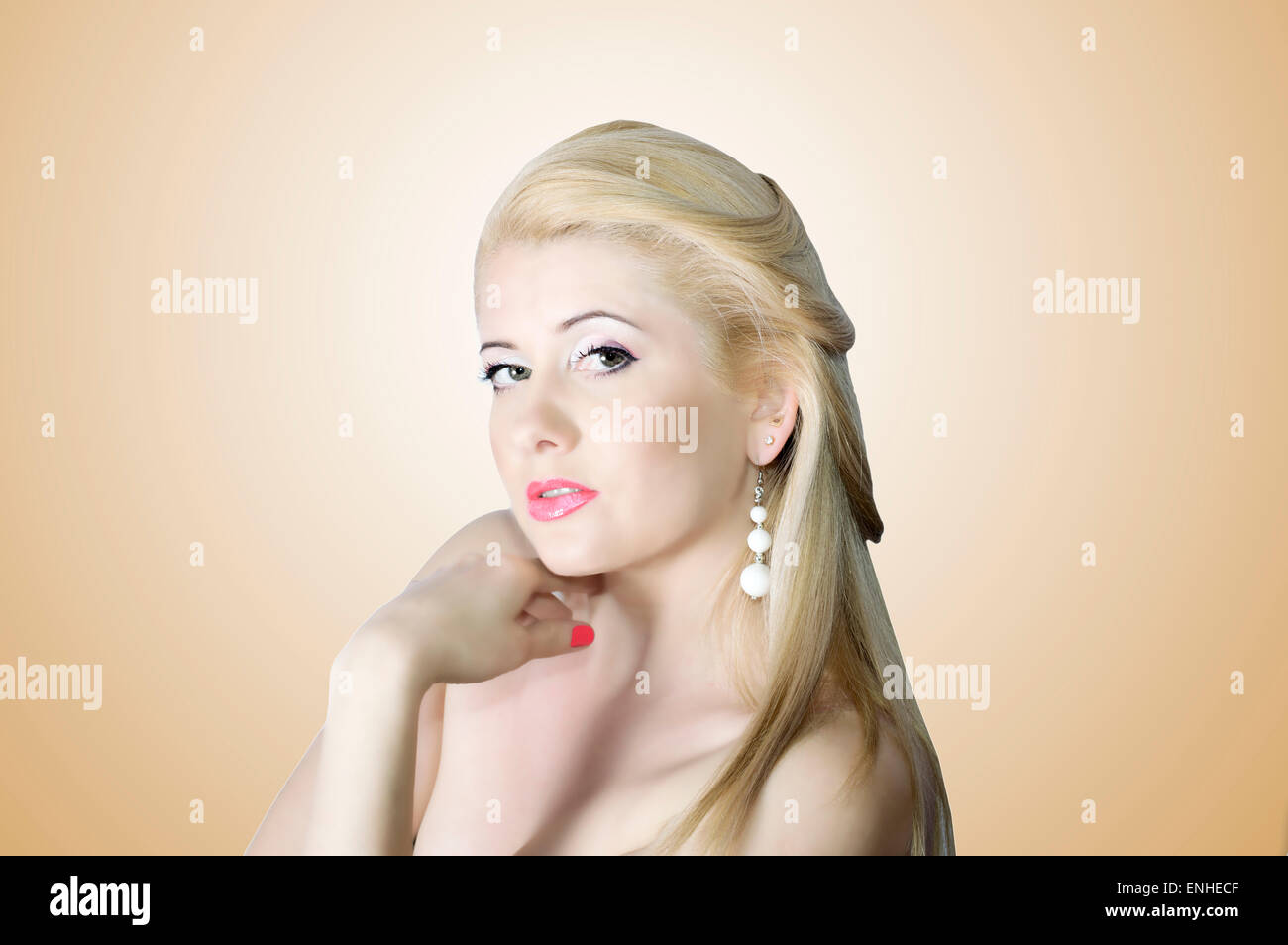 E girls hi-res stock photography and images - Alamy