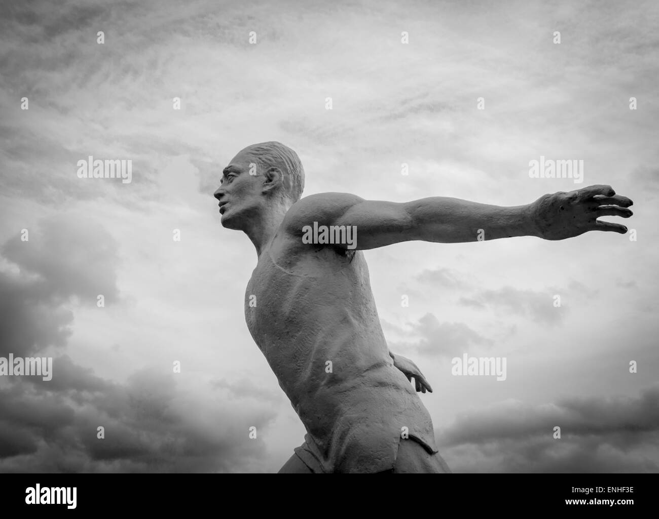 Black man statue hi-res stock photography and images - Alamy